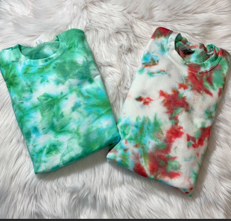 Christmas Tie Dye Blank Sweatshirts | Holiday Dyed Red and Green ...