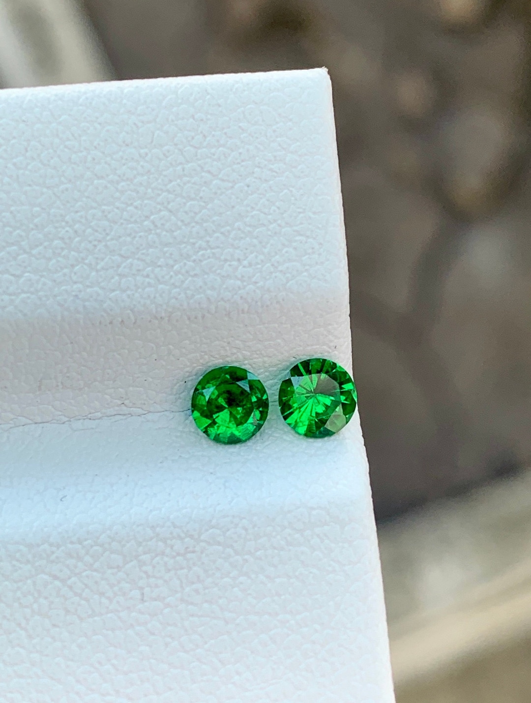 Natural Tsavorite 4x4 Mm Matching Pair Round in Vivid Green Color ...
