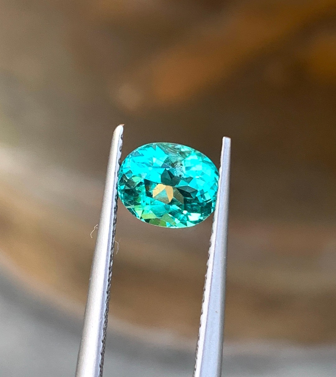 Natural Neon Blue Apatite Oval Shape 1.36 Cts ( Paraiba Color ) , Loose ...