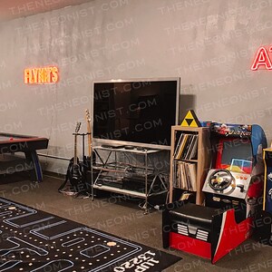Tron Flynn's Arcade LED Neon Sign, Custom LED Neon Sign, Home Wall Art ...