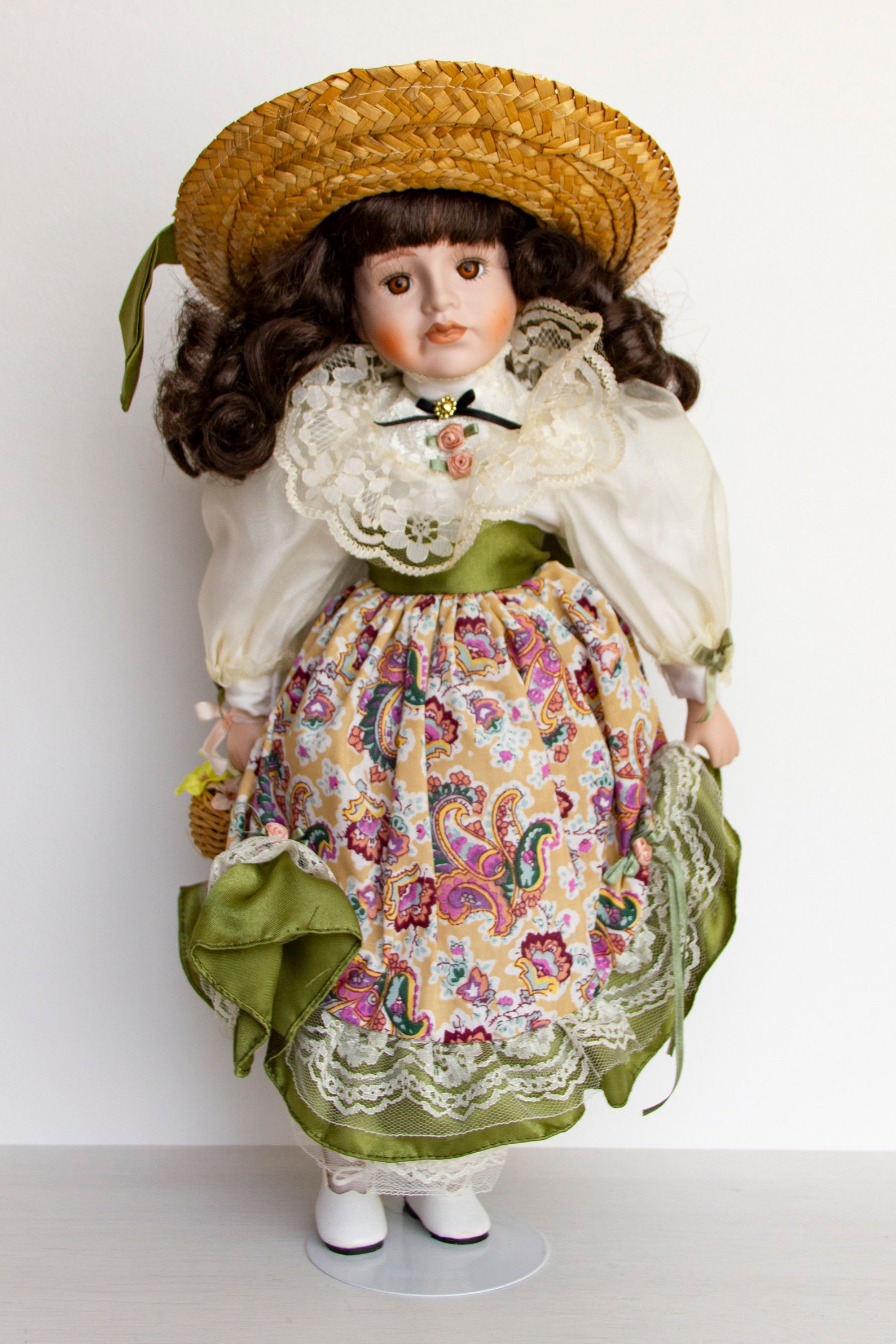 Muñeca de porcelana de lujo Poupee de Collection en Porcelaine de Luxe ...