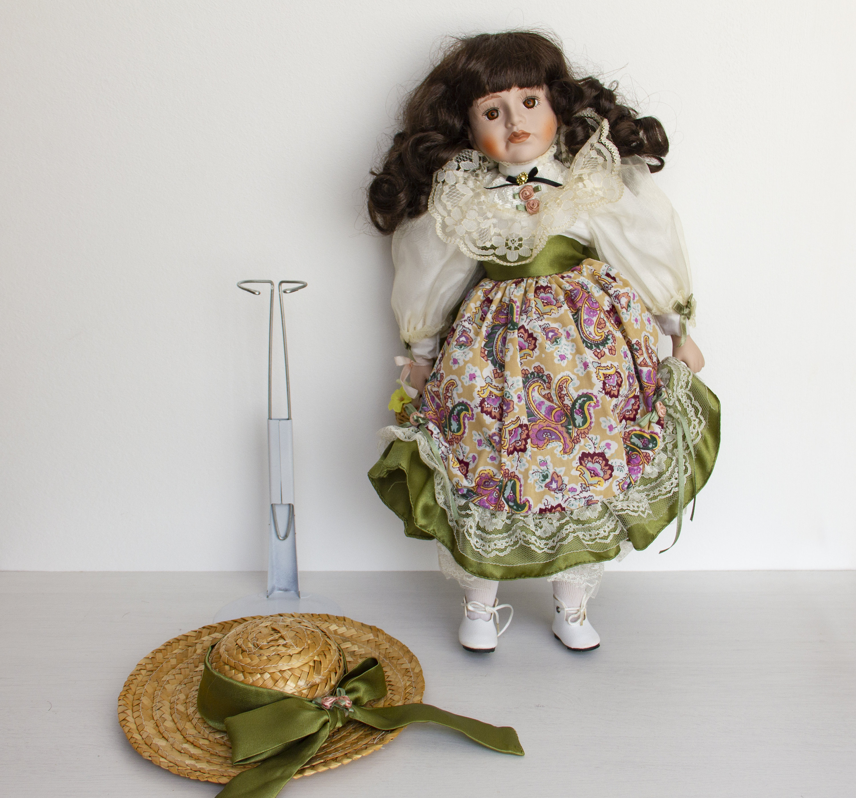 Muñeca de porcelana de lujo Poupee de Collection en Porcelaine de Luxe ...
