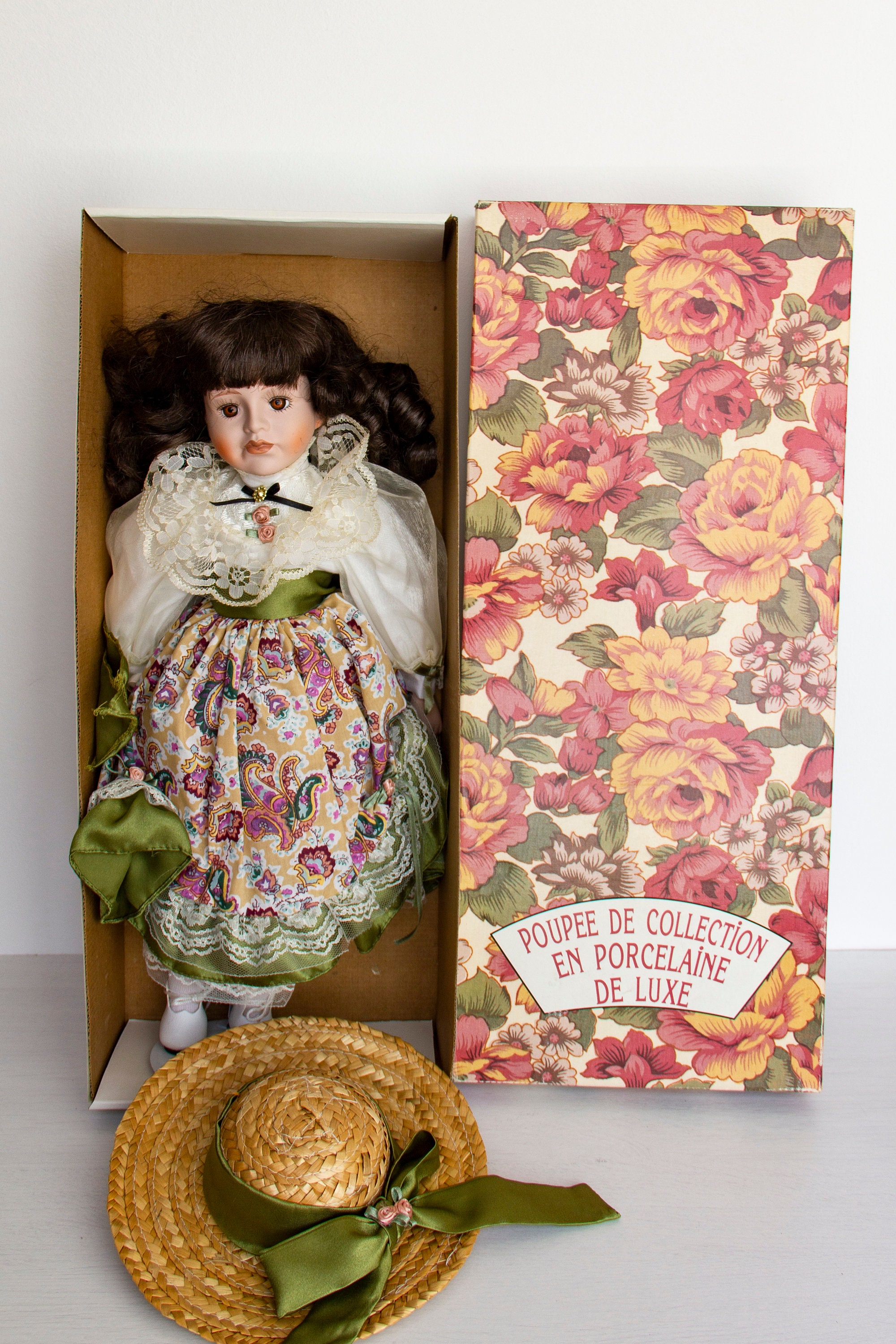 Muñeca de porcelana de lujo Poupee de Collection en Porcelaine de Luxe ...