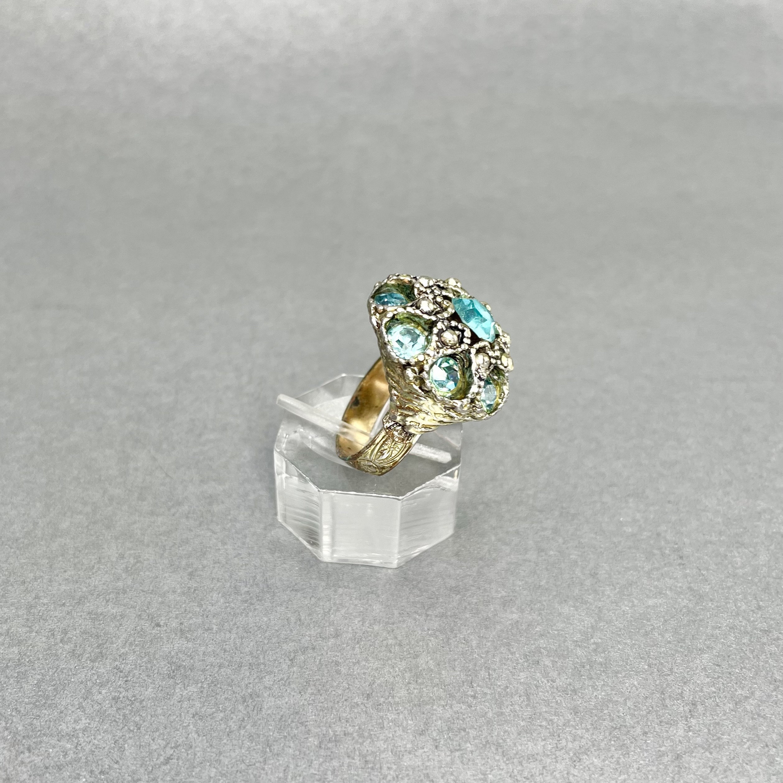 Vintage Blue Stones Ring Light Gold Tone Light Blue Round - Etsy