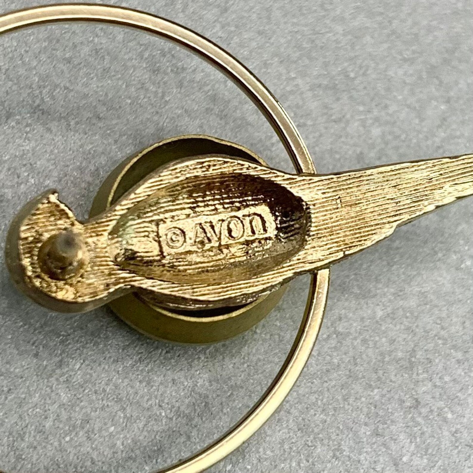 Vintage Avon Parrot Bird Pin Gold Tone Miniature Lapel Pin | Etsy
