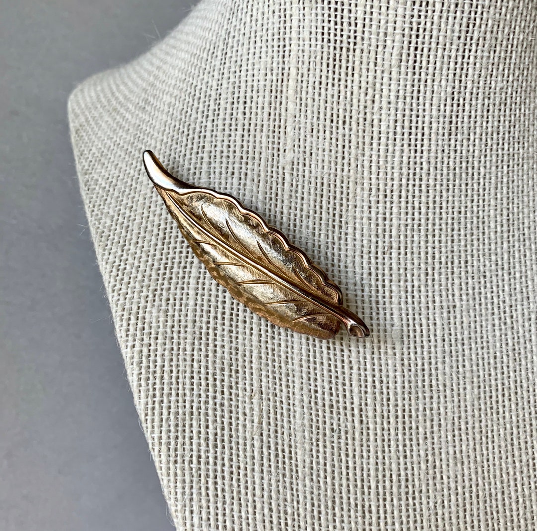 Vintage Leaf Brooch, Gold Tone Small Brooch, Gift. - Etsy India