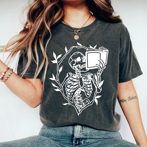 Skeleton Tee - Etsy