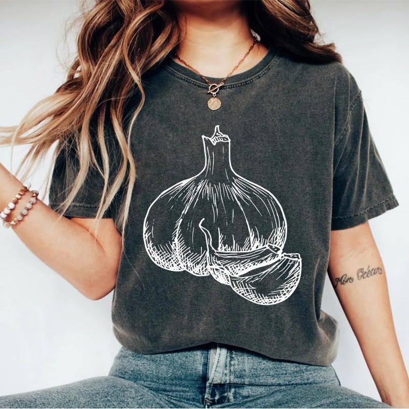 Garlic T Shirt - Etsy