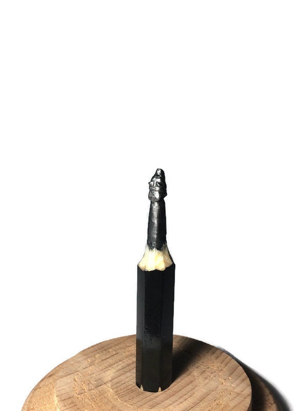 Wolf Head Pencil Carving / Howling Wolf / Wolf Statue / Wolf - Etsy