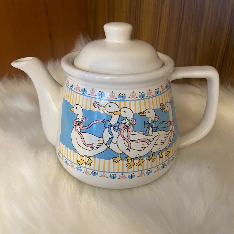 Vintage Ribbon Geese Teapot 1990s Ceramic Kitchen Decor - Etsy