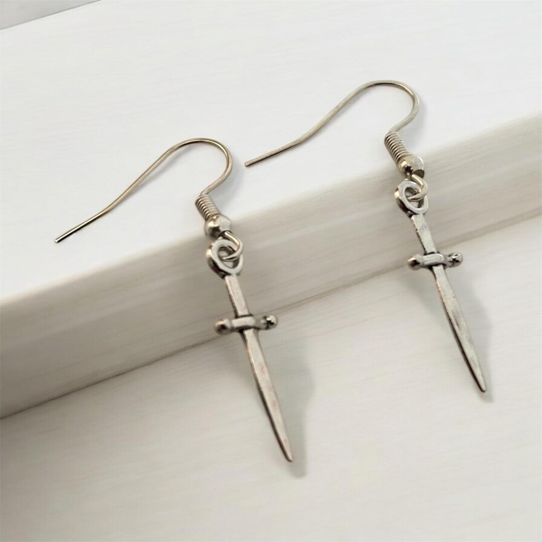Plain Dagger Dangle Earrings, Gothic Medieval Sword , Silver Drop ...