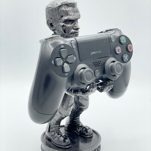 T-800 Terminator Schwarzenegger Controller Stand | T800 PS, Xbox ...