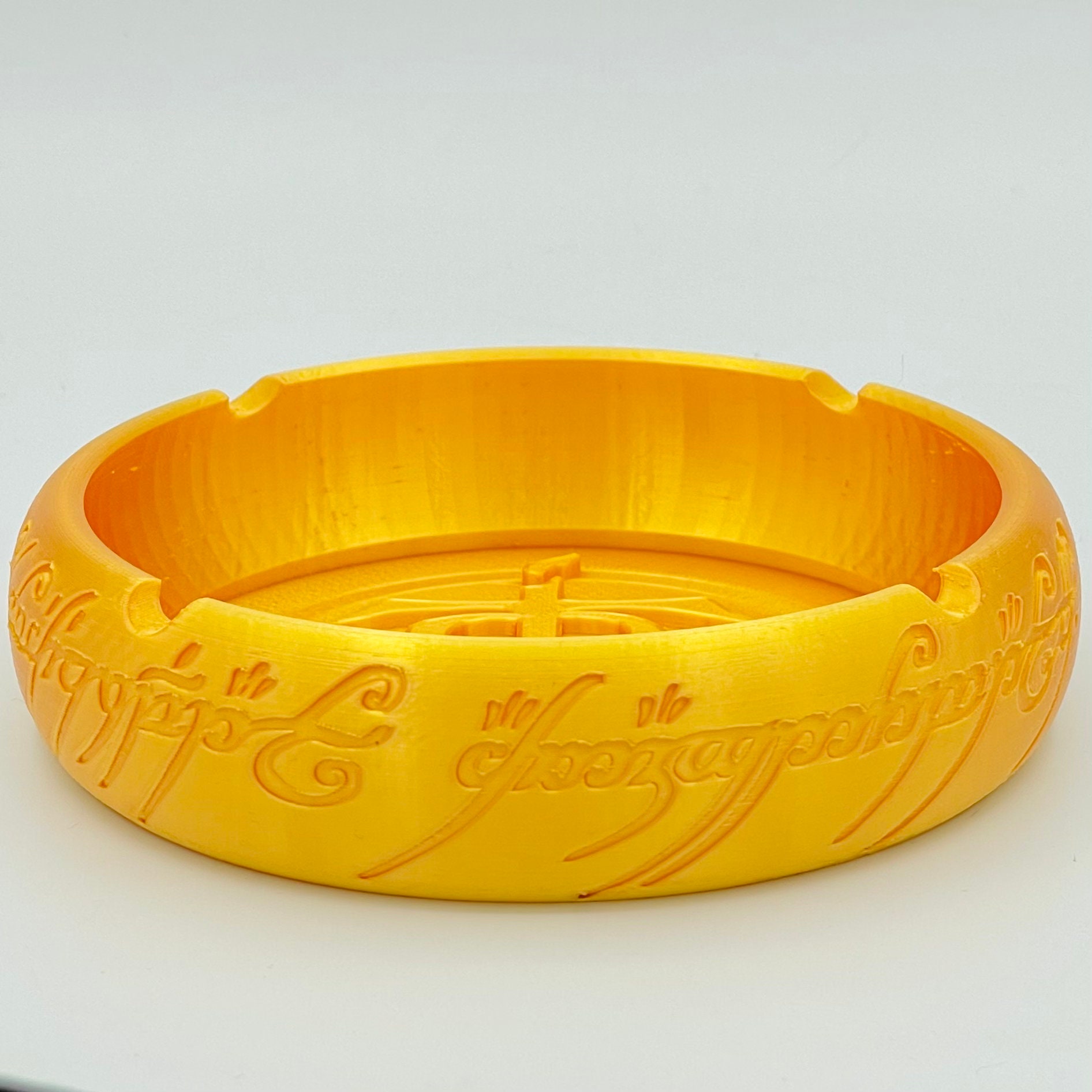 LOTR | Lord of the Rings | Golden Lord of the Ring Ashtray | One ...