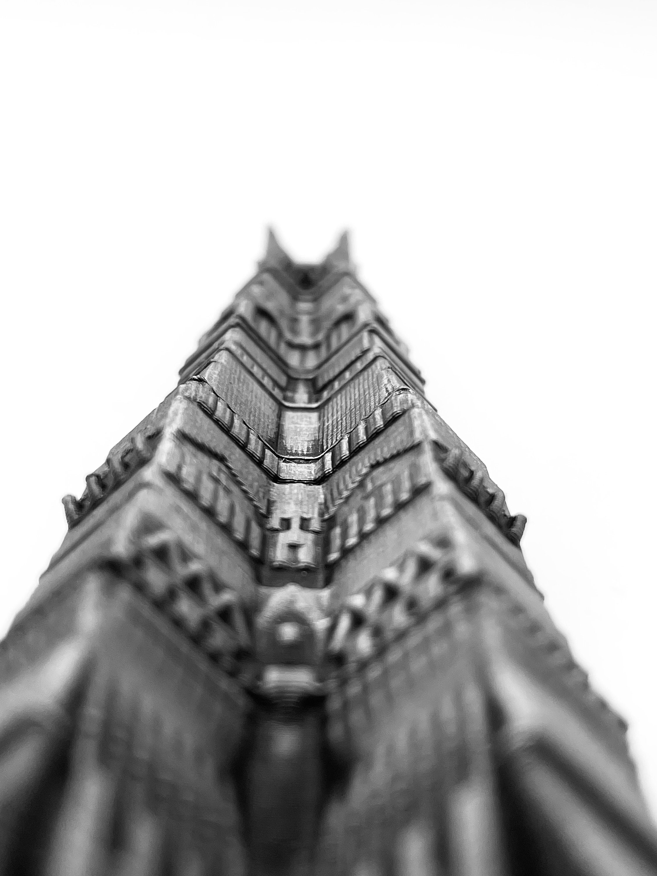 Tower of Orthanc | Lord of the Rings Saruman's Tower of Orthanc ...