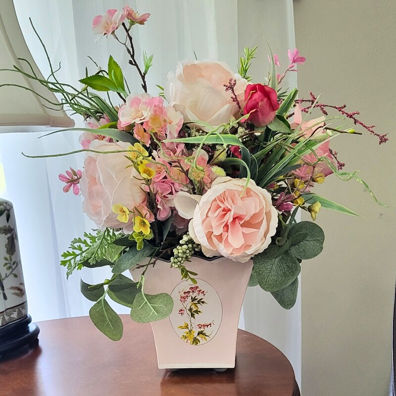 Rose Arrangement - Etsy