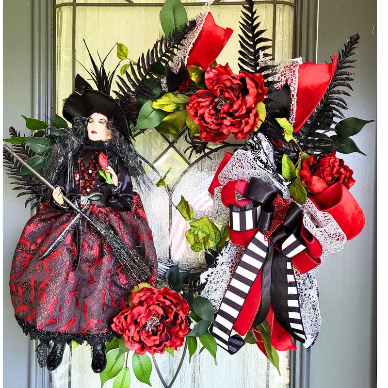 Witch Wreath - Etsy