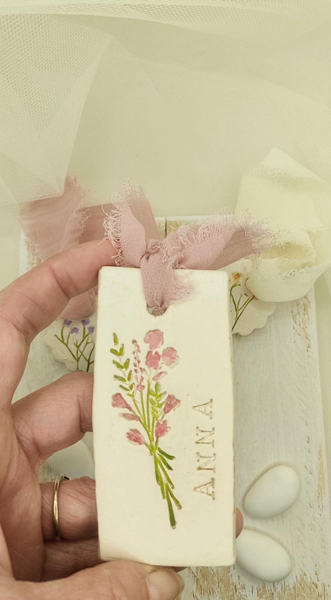 Personalized Placeholder With Ceramic Flowers for Weddings, Events and ...