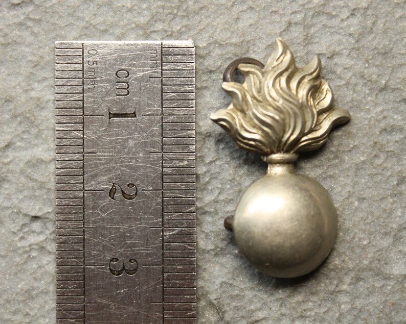 WW1 Era British Army Generic Flaming Grenade Collar Badge Fusilier ...
