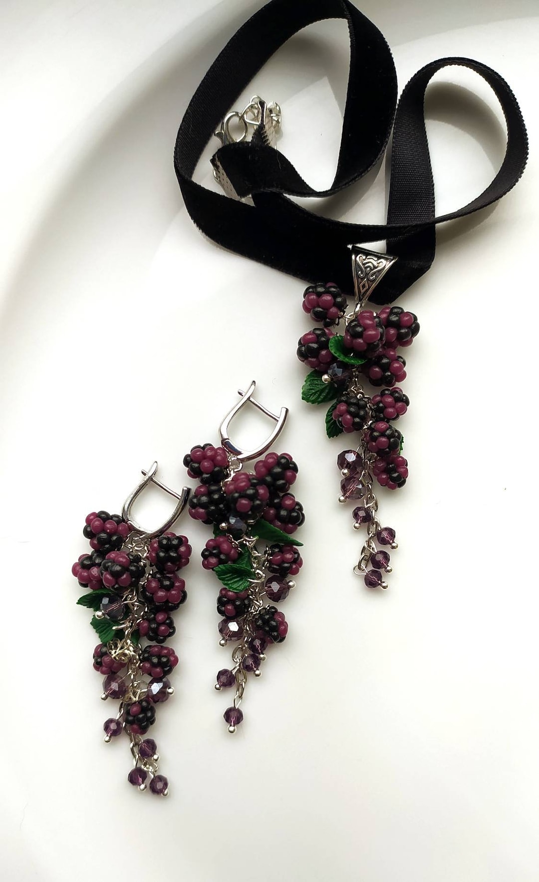 Berry Statement Velvet Choker With Blackberry Botanical Handcrafted ...