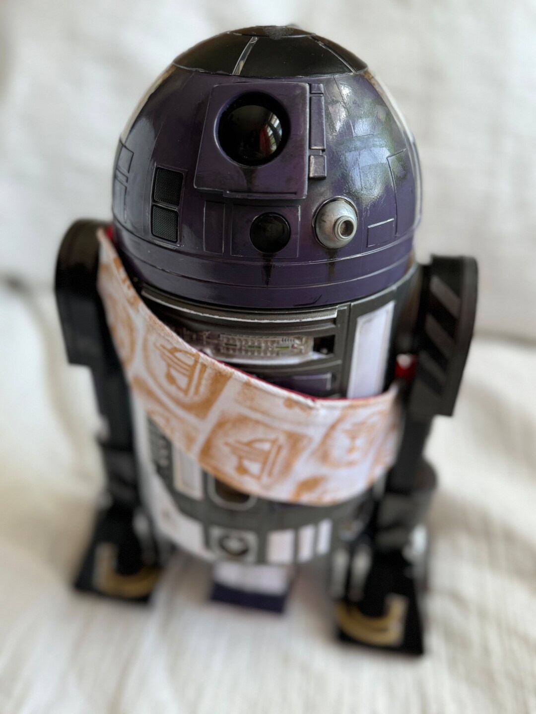 Batuu/black Spire Outpost Droid Sash - Etsy