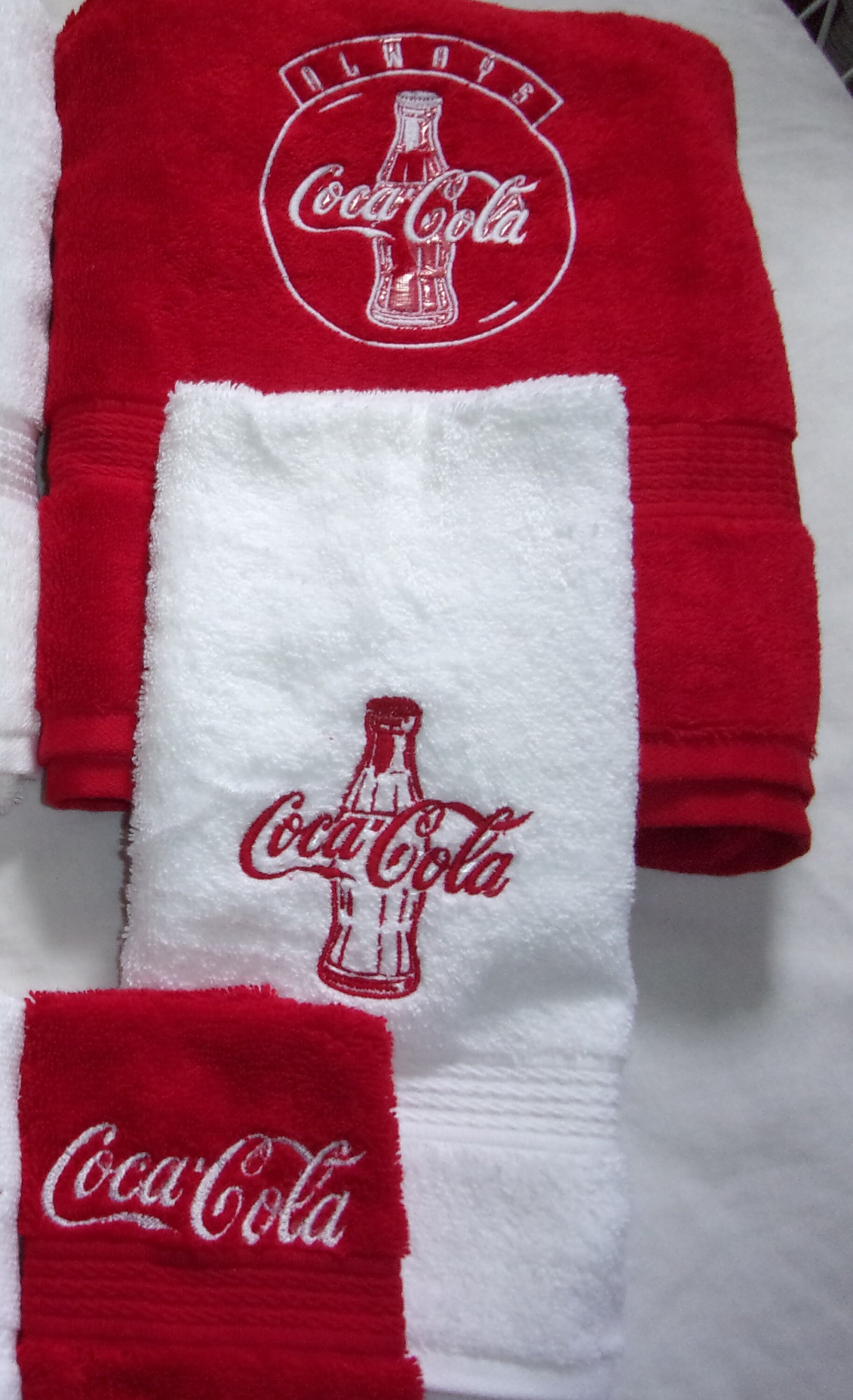 Coca Cola Inspired 3 Piece Embroidered Bath Towel Hand/Guest Towel Wash ...