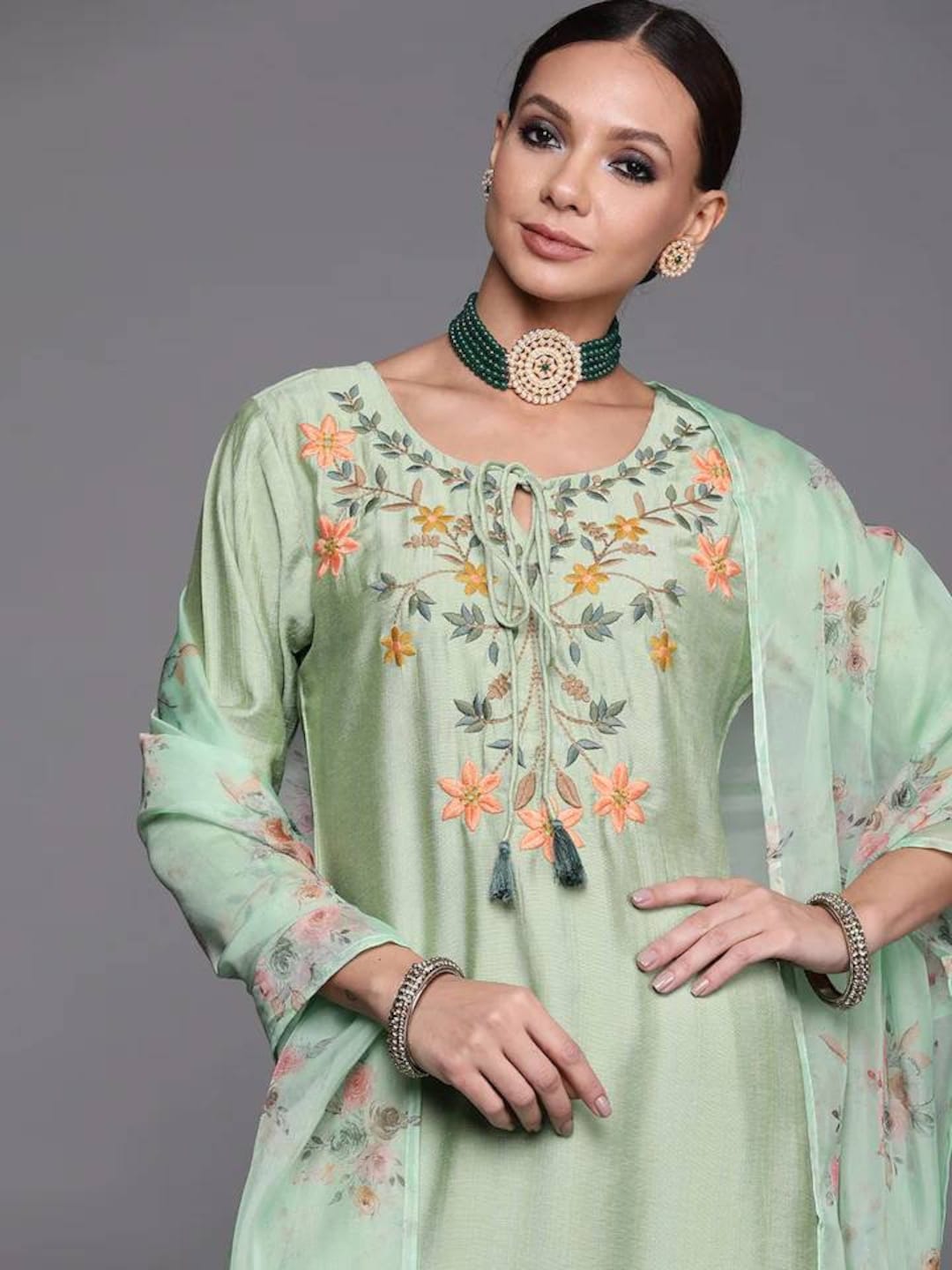 Silk Kurta Sets for Women Indian Wedding Wear Green Embroidered Kurta ...