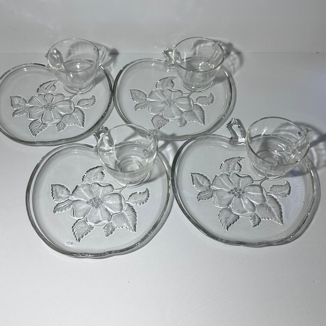 4 VINTAGE Hazel Atlas Apple Shaped Floral Clear Glass Snack / Luncheon ...