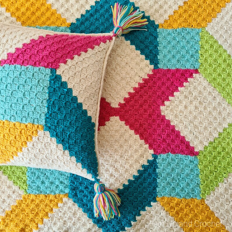 Pinwheel Swirl Blanket in Corner to Corner (C2C) Crochet - Digital ...