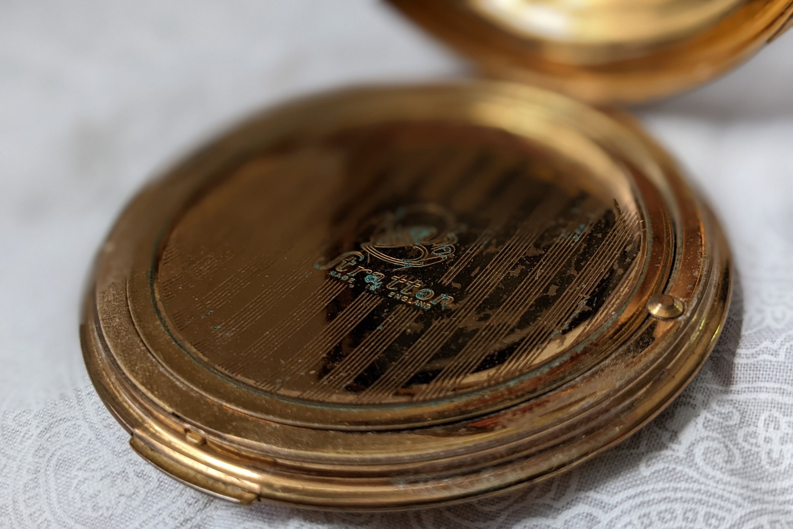 1940's Stratton Compact - Etsy