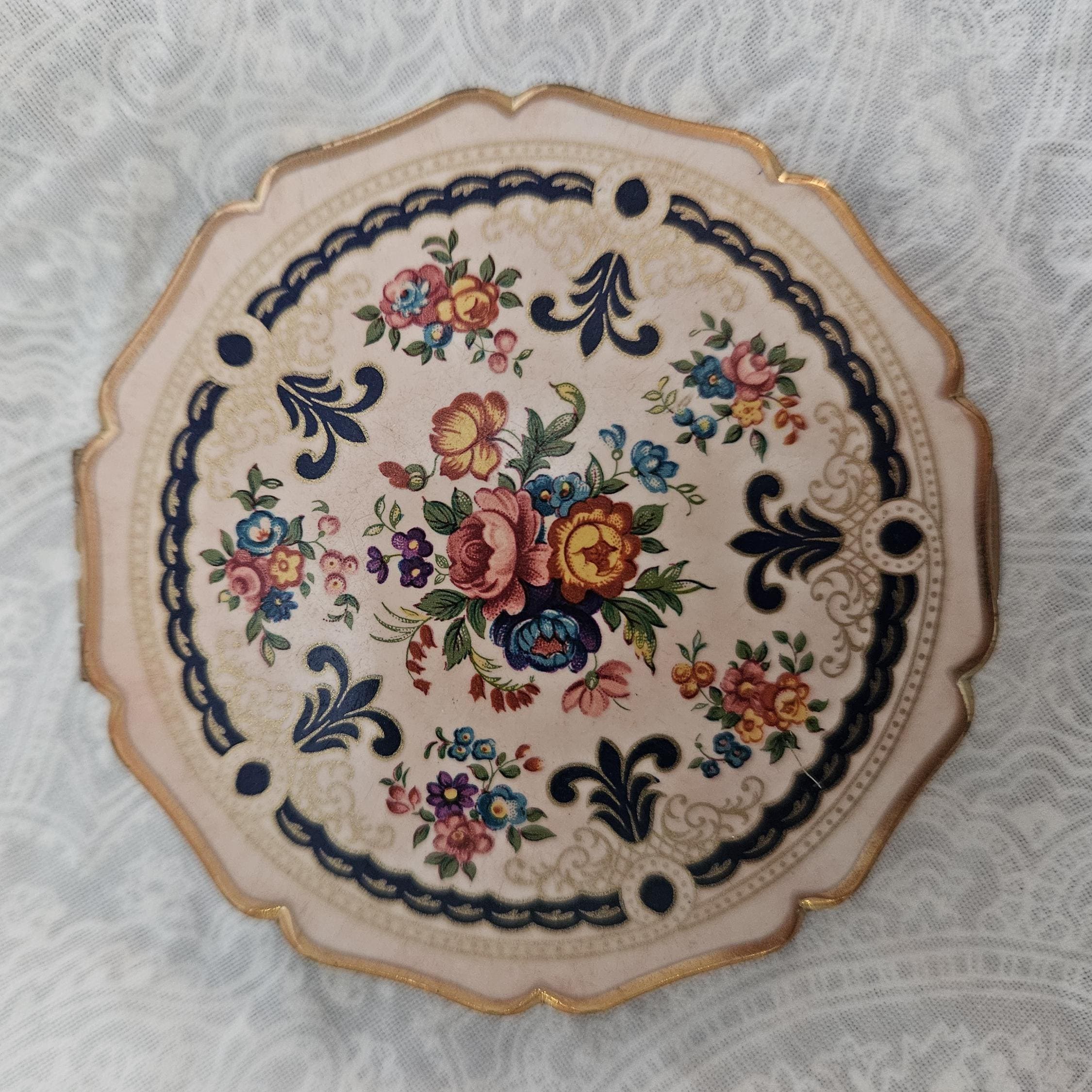 1960s Stratton Compact - Etsy