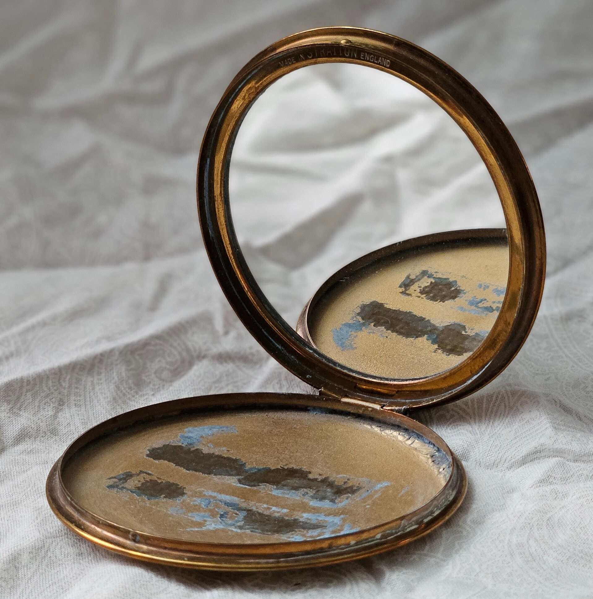 1940's Stratton Compact - Etsy