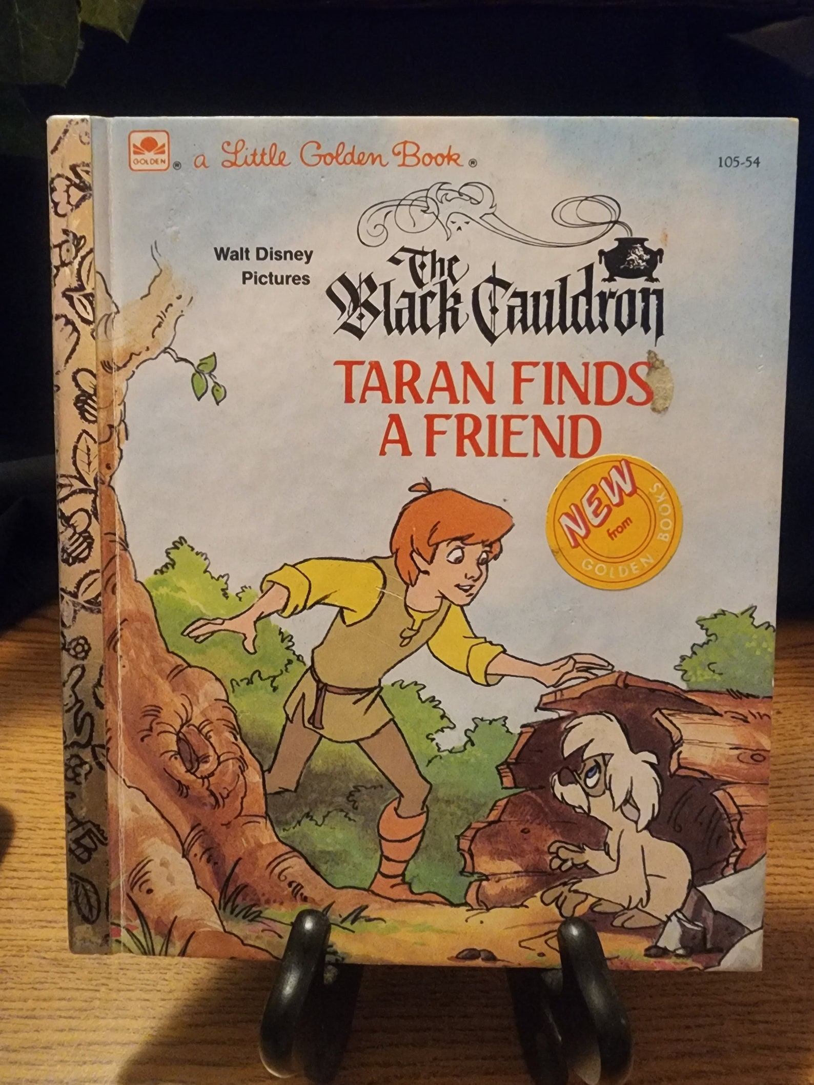 Vintage 1965 the Black Cauldron Tauron Finds a Friend - Etsy