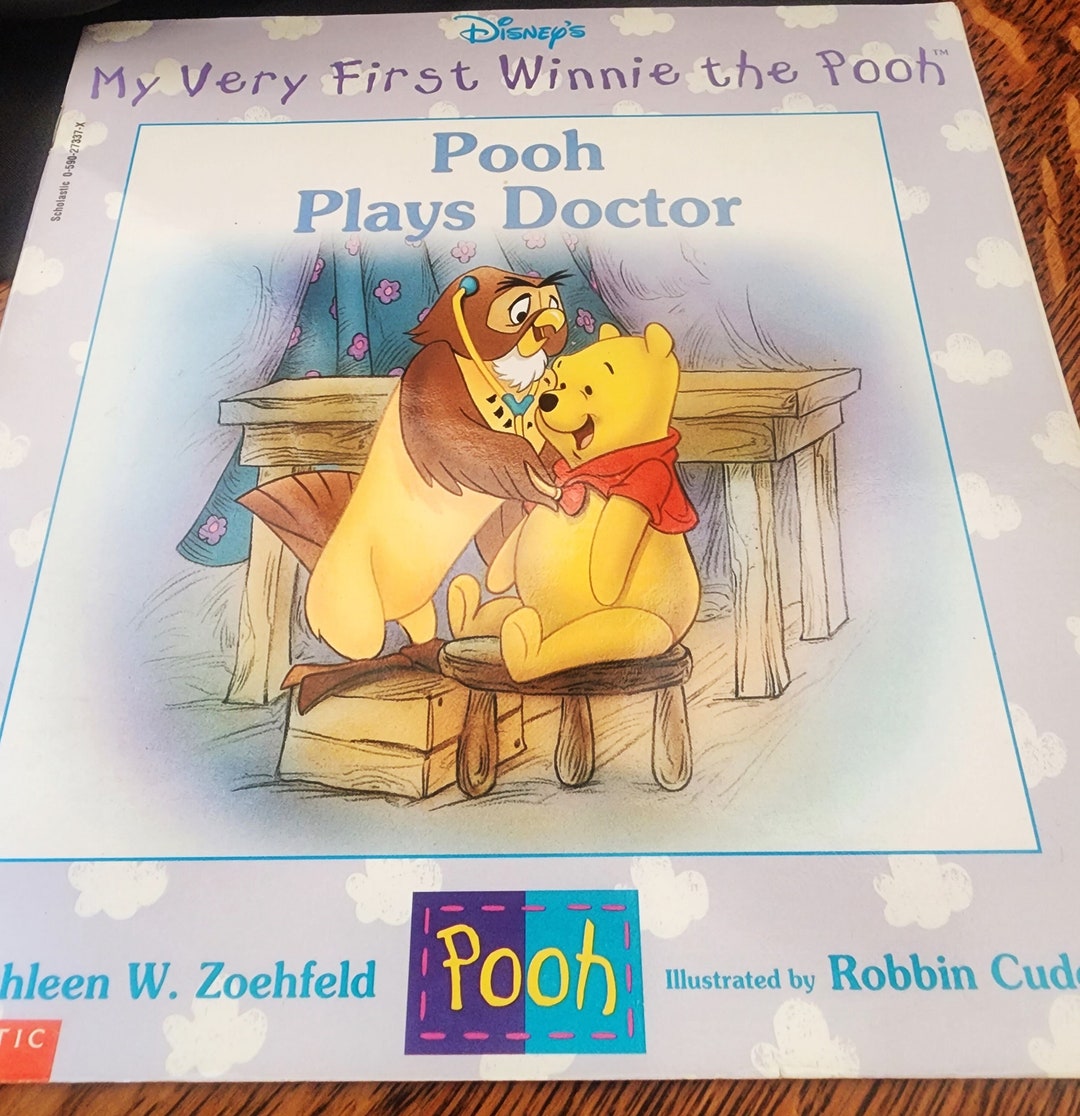 Vintage 1997 Book Winnie the Pooh Plays Doctor - Etsy