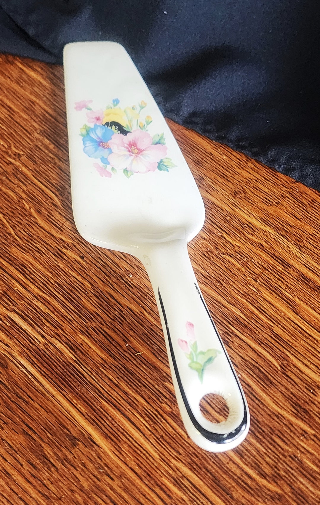 Vintage Porcelain Pie Server - Etsy