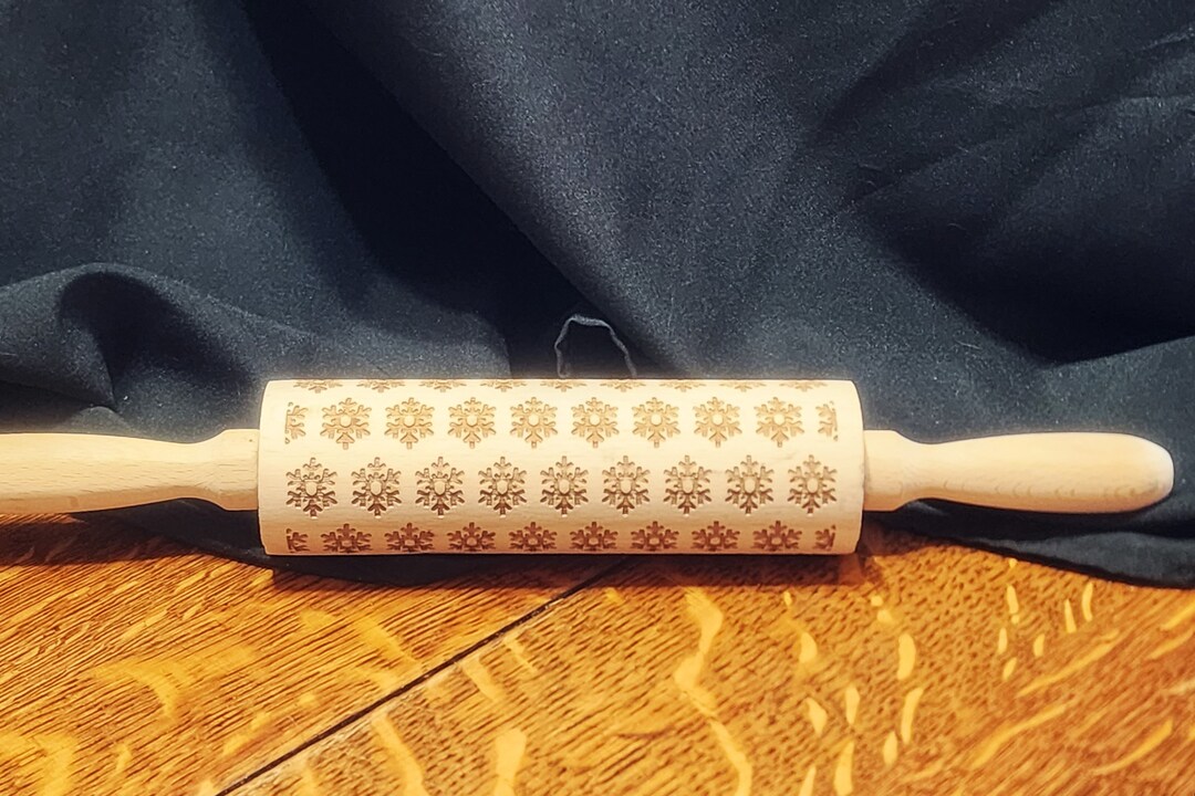 Vintage Christmas Cookie Rolling Pin With Snowflakes - Etsy