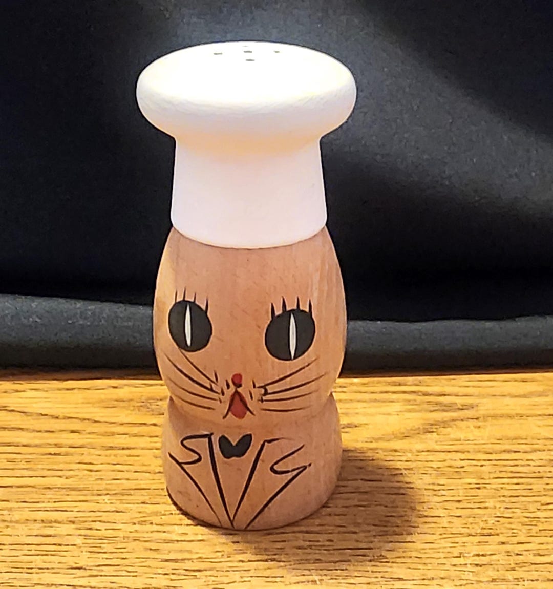 Vintage Japanese Shaker - Cute! - Etsy