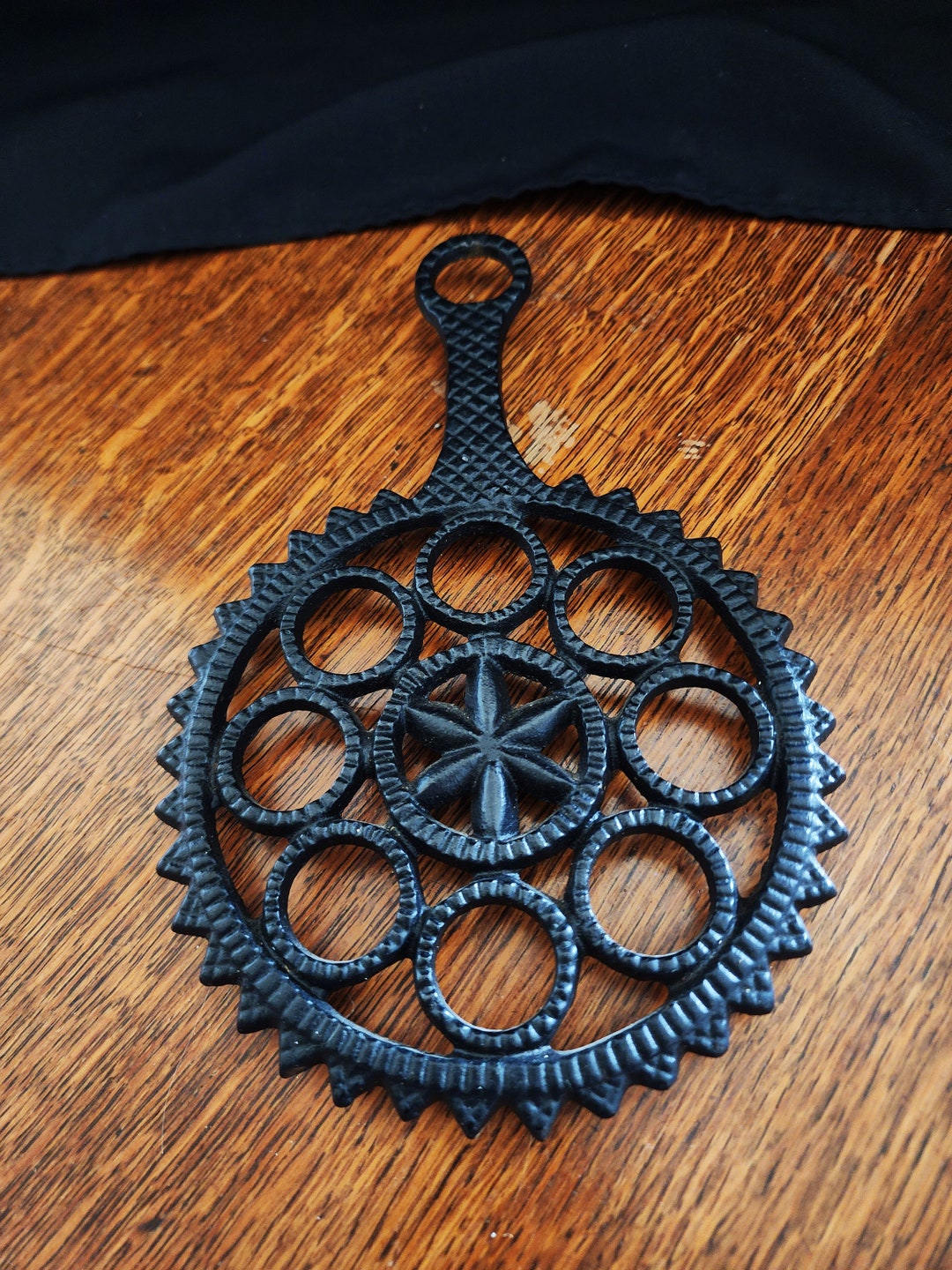 Vintage Cast Iron Trivet - Etsy