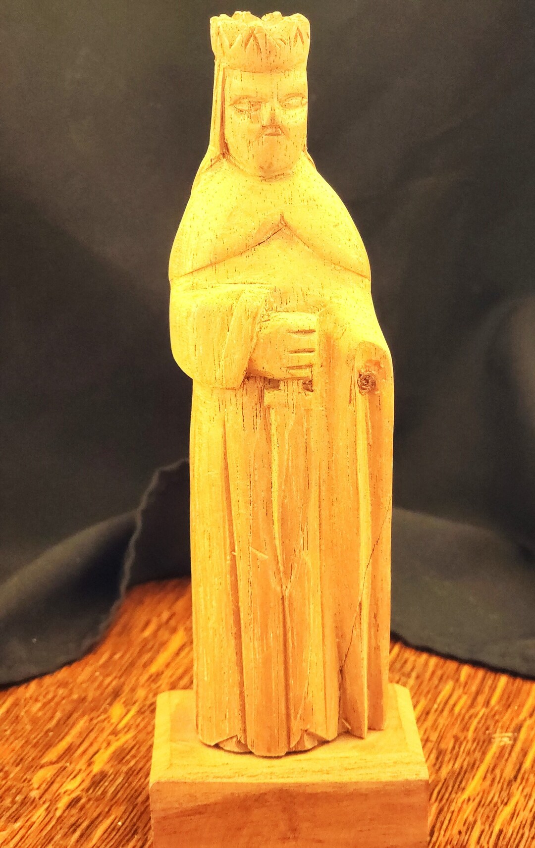 Vintage Hand Carved Wood King Artist Signed 1975 Santa Barbara CA - Etsy