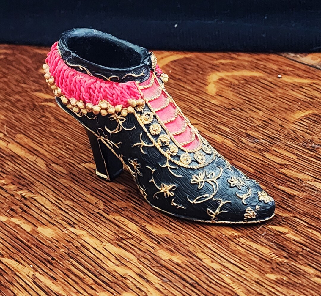Vintage Red & Black Victorian Style Ceramic Shoe - Etsy