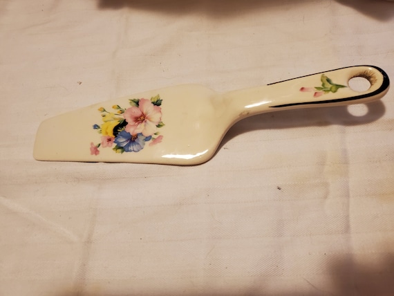 Vintage Porcelain Pie Server | Etsy