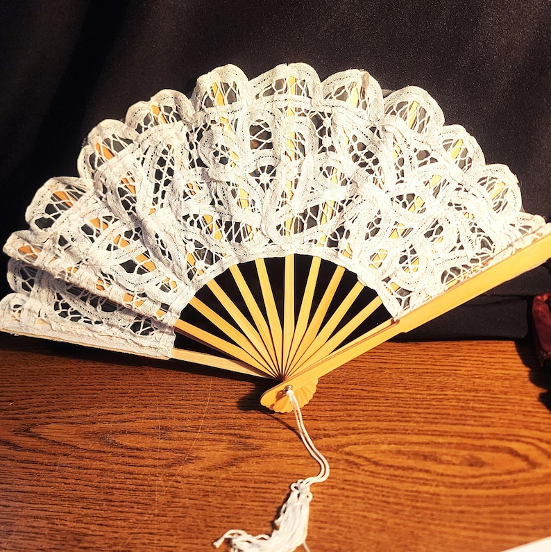 Vintage White Battenburg Lace Hand Fan - Etsy