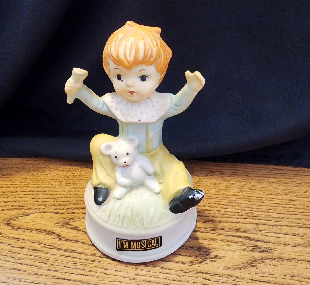Vintage Music Box 1970s Taiwan Plays the Entertainer - Etsy