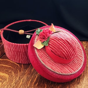 Vintage Red Hat Box - Adorable! - Etsy