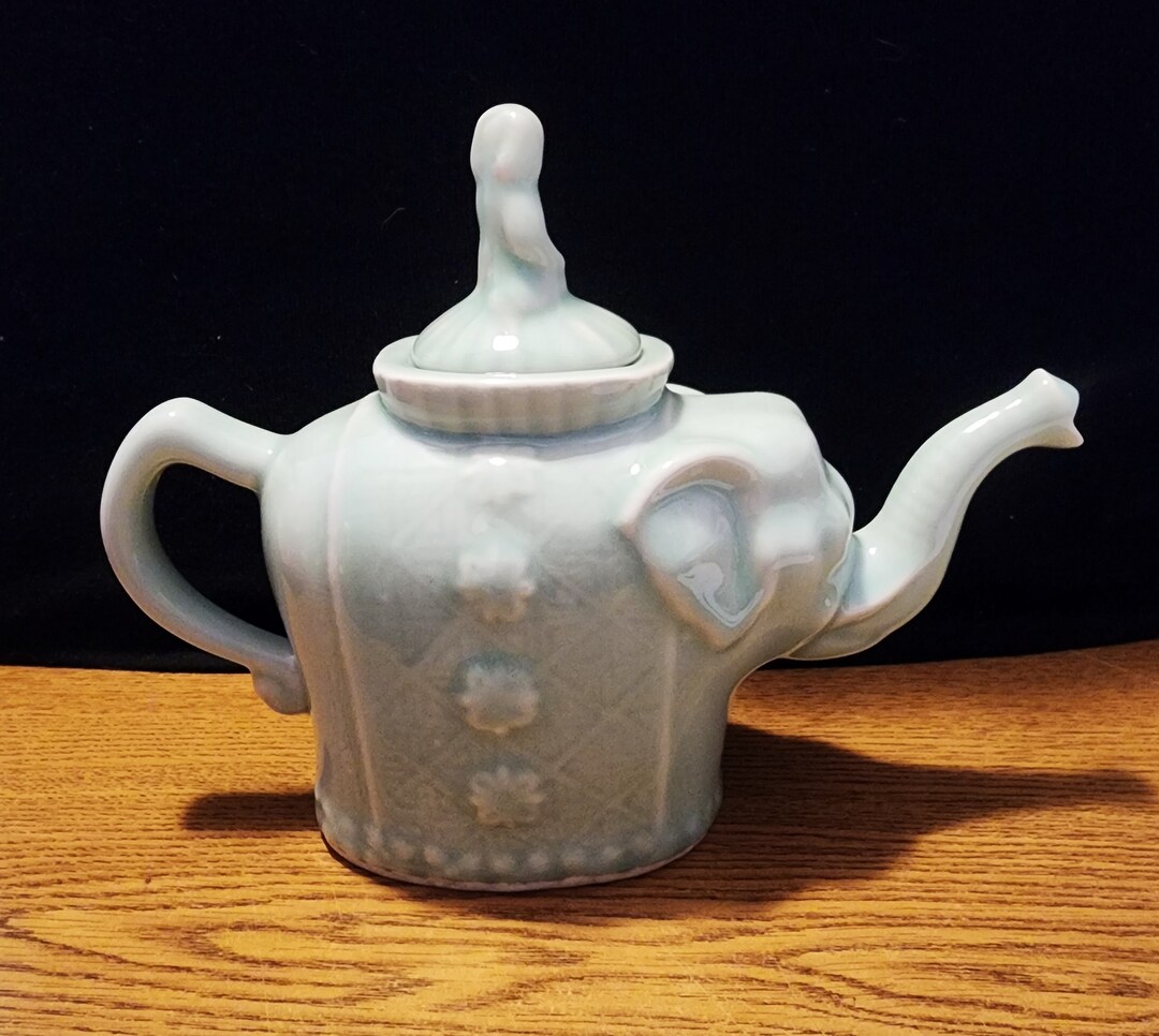 Vintage Celadon Green Elephant Tea Pot - Etsy