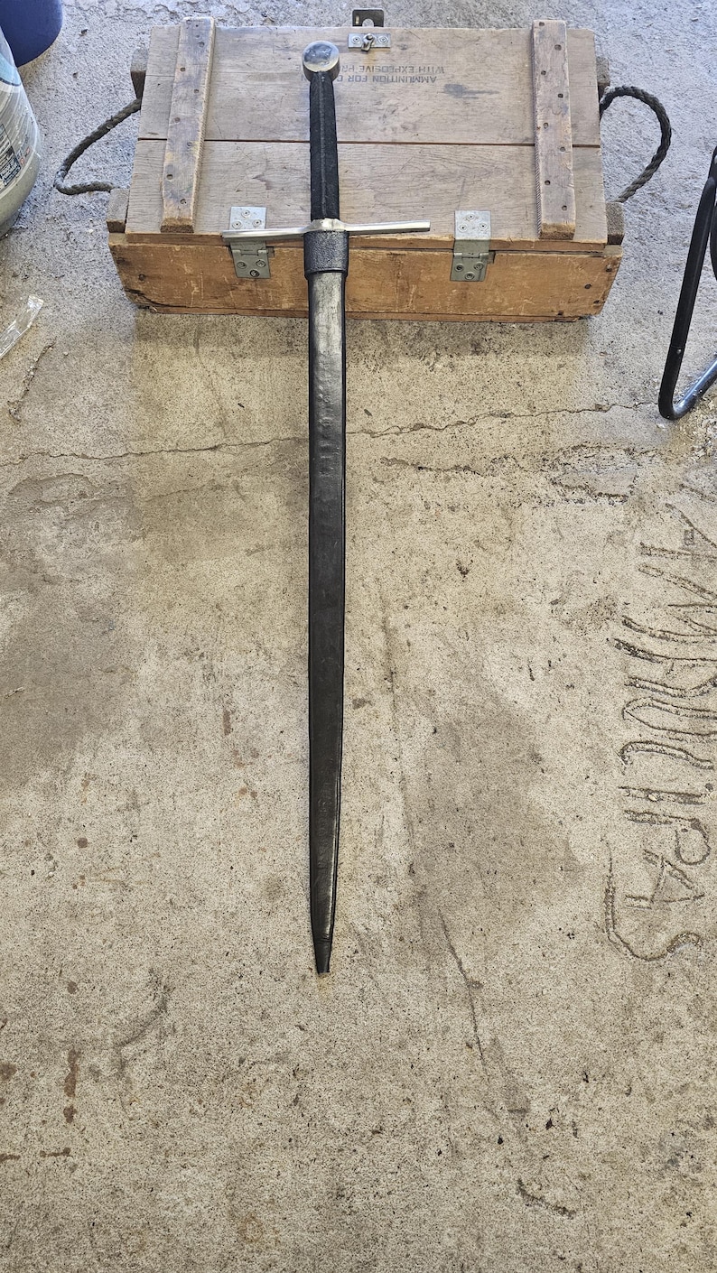 Medieval Longsword With Wheel Pommel - Etsy