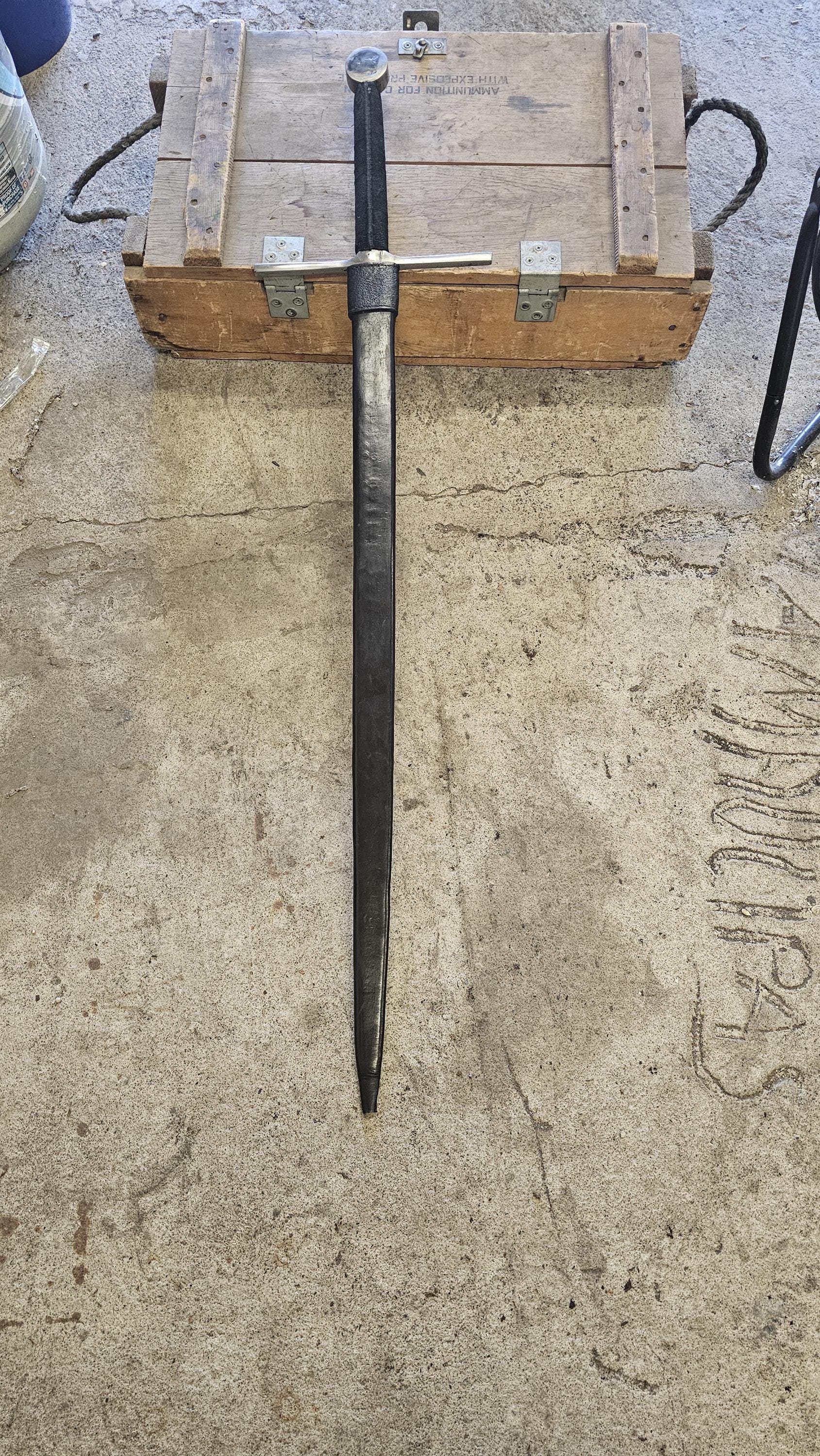 Medieval Longsword With Wheel Pommel - Etsy