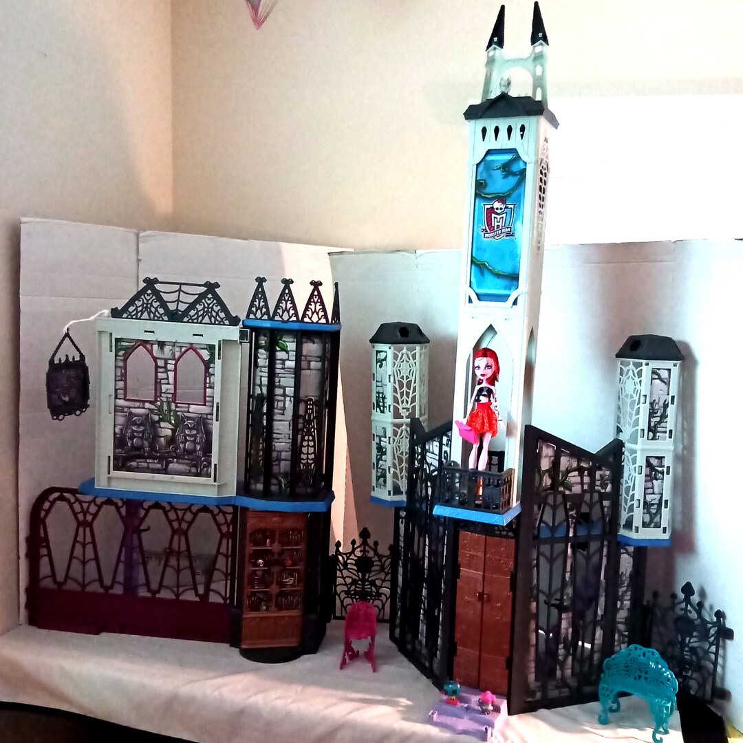 Monster High Deluxe Deadluxe High School Playset With Operetta Etsy