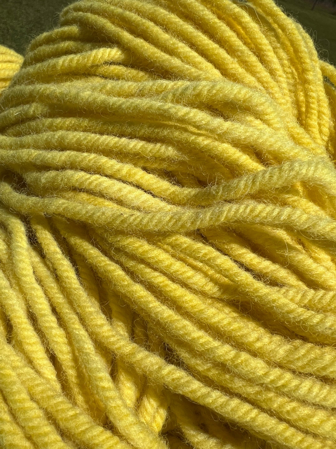 Hand Dyed Chunky Wool Yarn Eco-friendly Organically Dyed Wool Yarn With ...