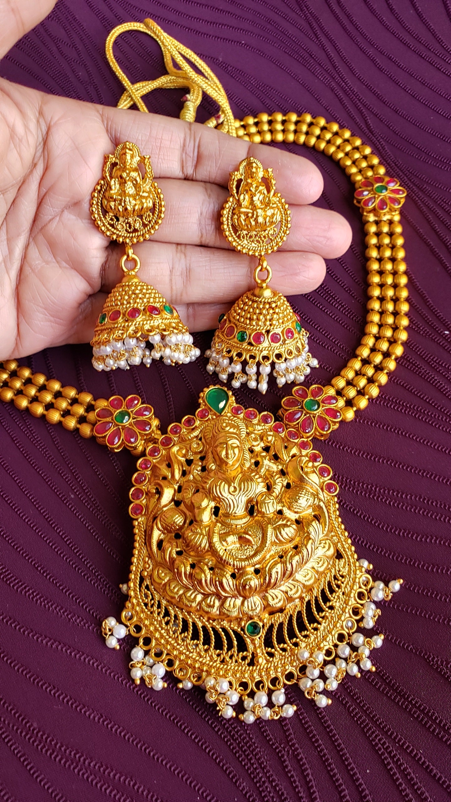 VishvaSai Lakshmi Long Haar Antique Gold Temple Jewellery Bridal Jhumka Earring