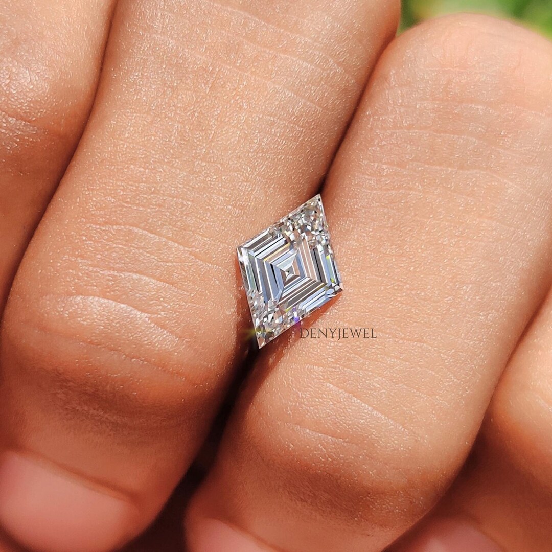Lozenge Cut Diamond for Custom Engagement Ring, IGI Certified 2 Carat ...